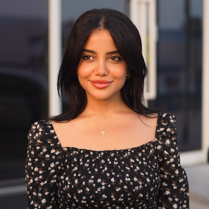 Aisha Ashraf (@aisha_ashra8373) | Snapchat Stories, Spotlight & Lenses