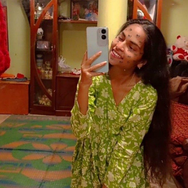 Aishu (@aishu05112) | Snapchat Stories, Spotlight & Lenses