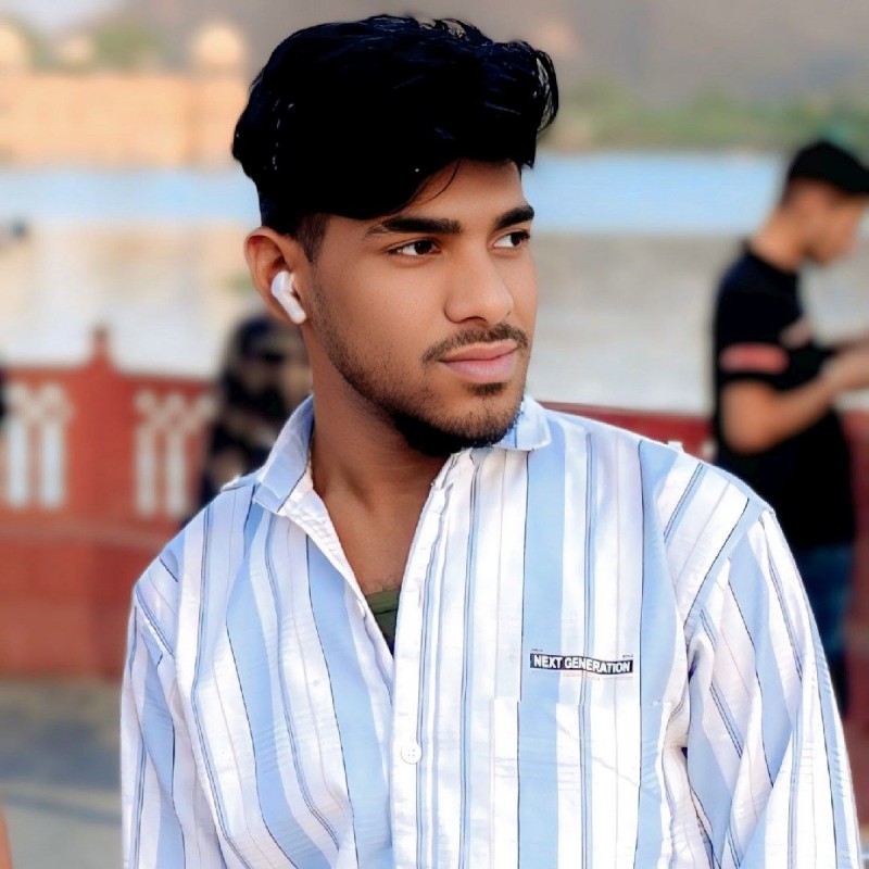 Itz_ashish.0 (@ak7star) | Snapchat Stories, Spotlight & Lenses