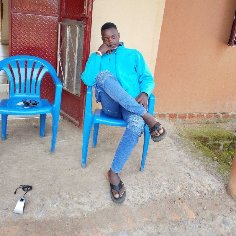 Akampurira Davis Ateenyi (@akampurirad7714) | Snapchat Stories ...