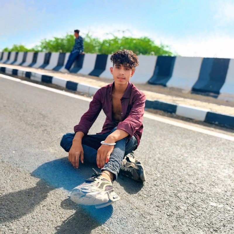 Akash Kashyap (@akashkashya8875) | Snapchat Stories, Spotlight & Lenses