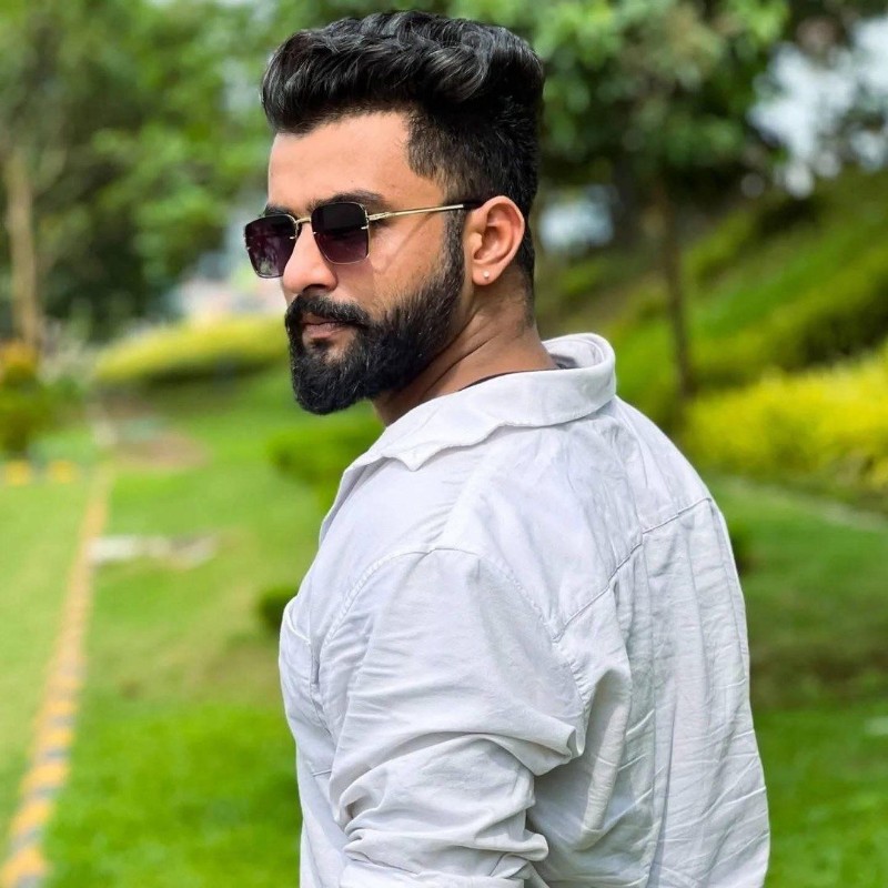 Akhil Jose AJ (@akhiljoseaj) | Snapchat Stories, Spotlight & Lenses