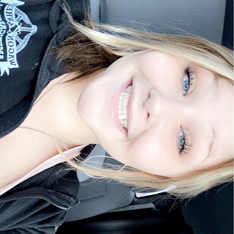 alauna goodemoot(@alauna_jo) | เรื่องราว Snapchat ตลอดจน Spotlight และเลนส์