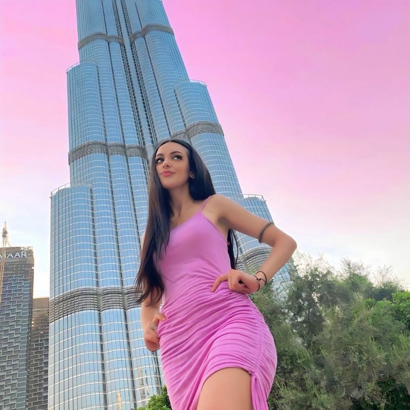 Alba Dubai (@albadubai_1) | Snapchat Stories, Spotlight & Lenses