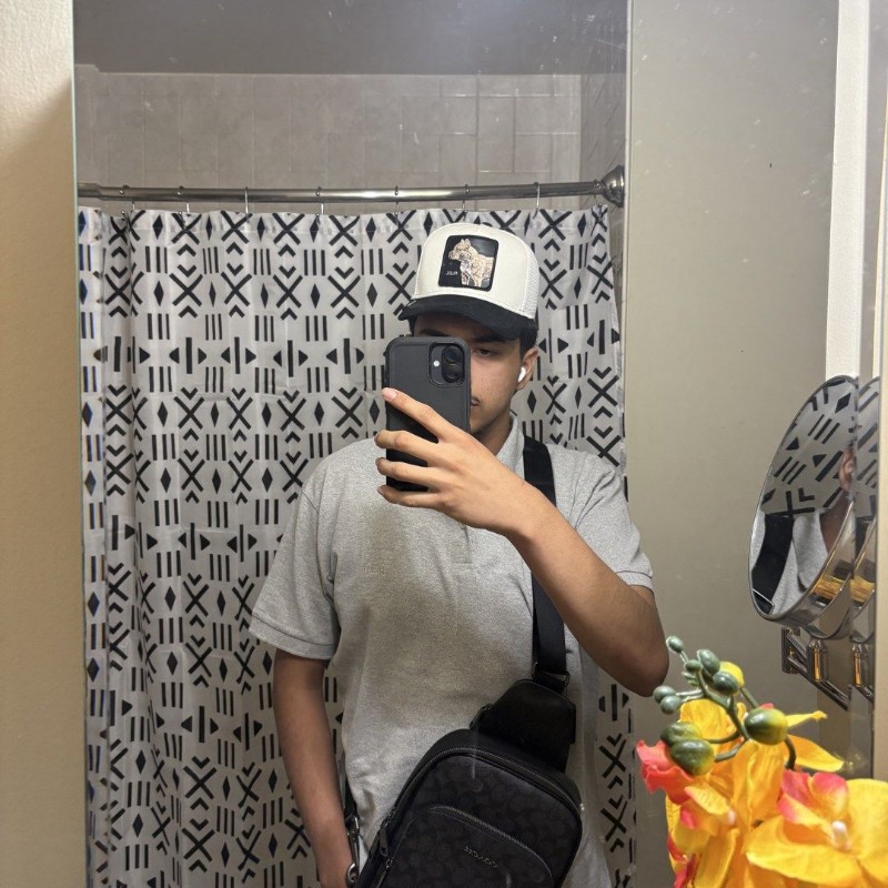 Alexis Bedolla (@ale_bedo2380) | Snapchat Stories, Spotlight & Lenses