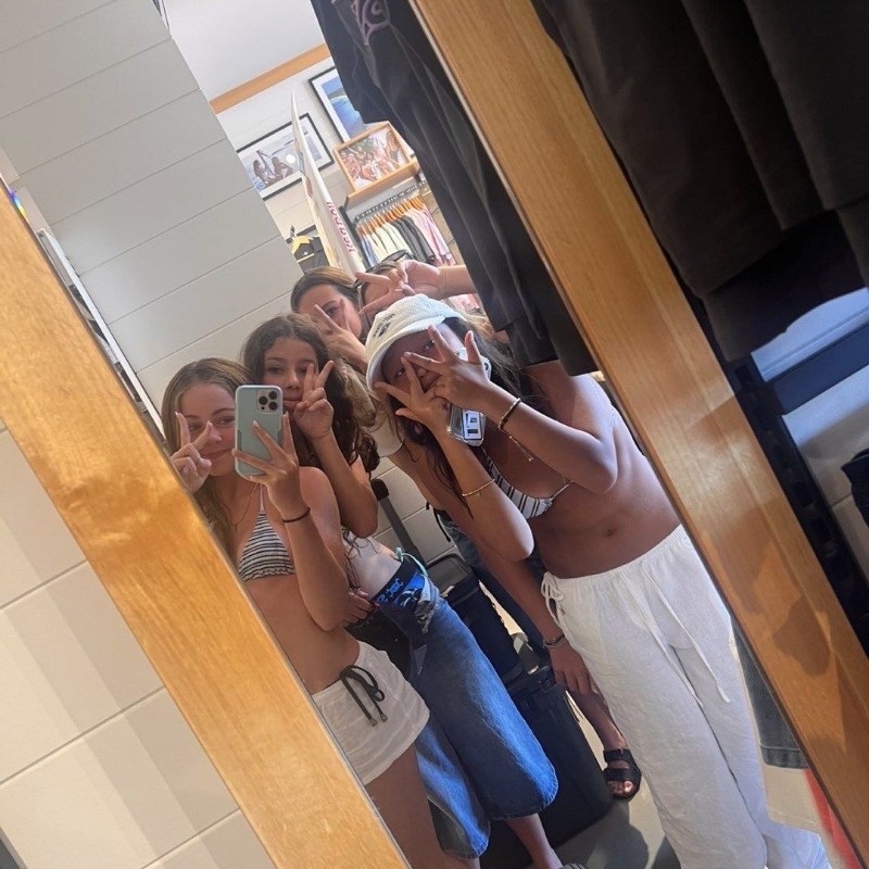 aleasha (@aleasha_latham) | Snapchat-Stories, Spotlight och linser