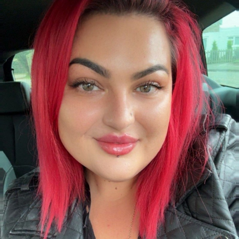 Alexandra🇹🇩🇬🇧 (@aleeediiia) | Snapchat Stories, Spotlight & Lenses