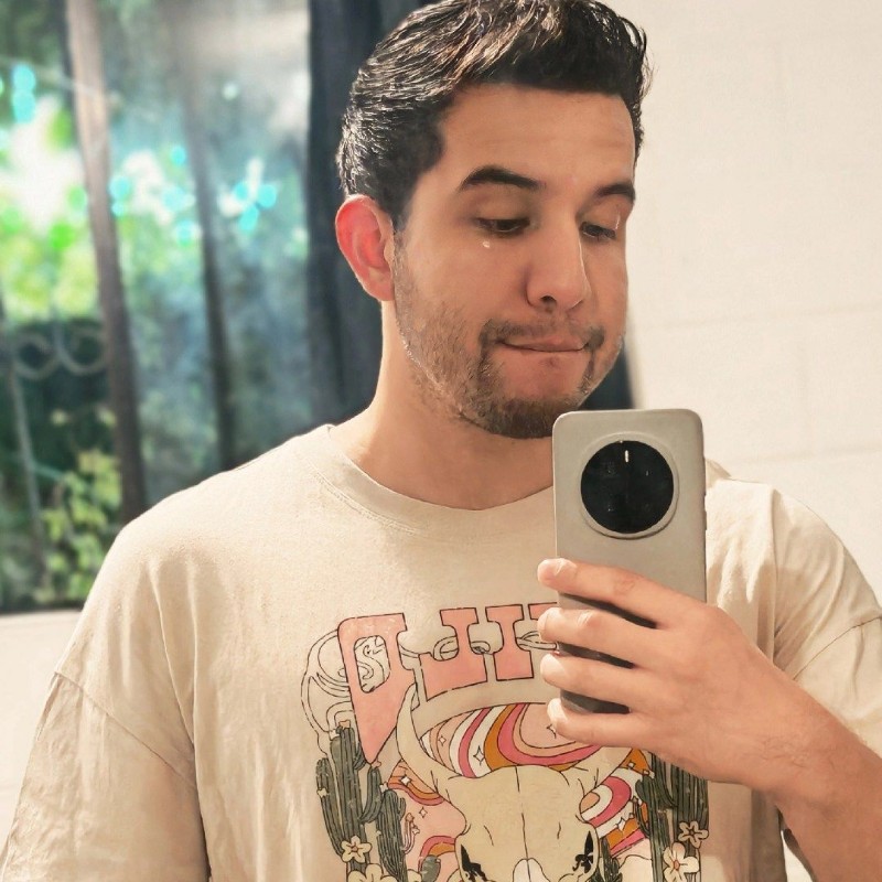 Alejandro Vasquez (@alejandrodev) | Snapchat Stories, Spotlight & Lenses