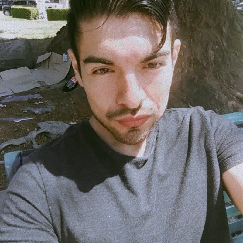 Alex Flores (@alex_flores310) | Snapchat Stories, Spotlight & Lenses