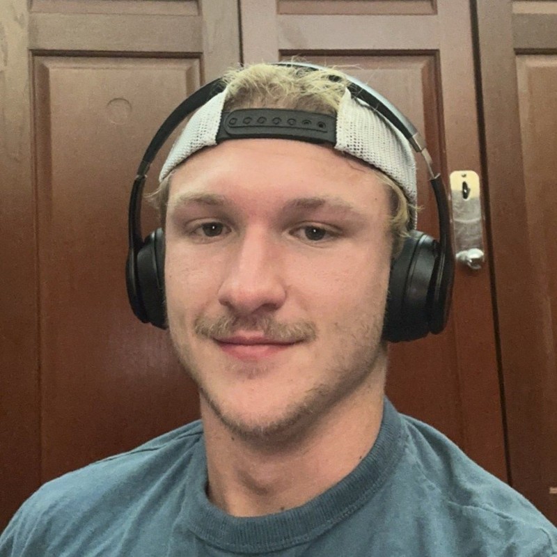 Alex Jakobz (@alexjakobz) | Snapchat Stories, Spotlight & Lenses