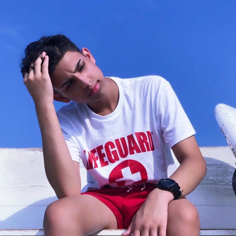Alexander Labban (@alexlabban) | Snapchat Stories, Spotlight & Lenses