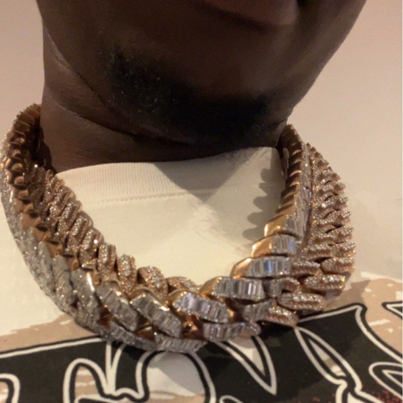 Naughty Hayan (@alhajiowonikoko) | Snapchat Stories, Spotlight & Lenses