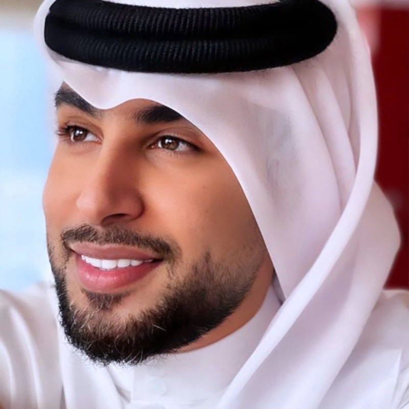 علي القطري🇶🇦🇦🇪 (@ali.alqatarii) | Snapchat Stories, Spotlight & Lenses