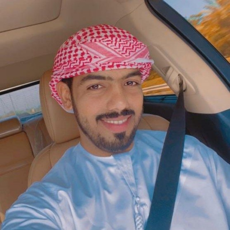 علي القريني 🇴🇲 |(@ali_91ra) | เรื่องราว Snapchat ตลอดจน Spotlight และเลนส์