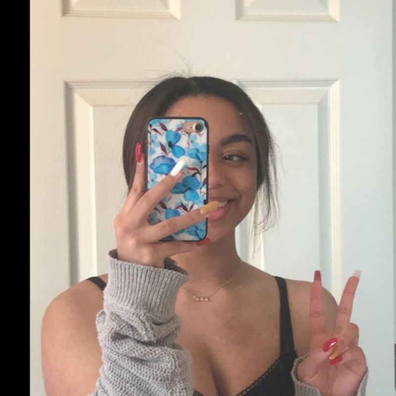 Alyssa (@alissaxxlee) | Snapchat Stories, Spotlight & Lenses