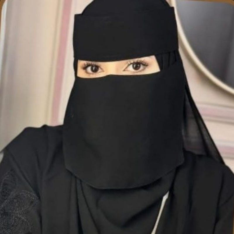 Alizey 23 (@alizey25544) | Snapchat Stories, Spotlight & Lenses