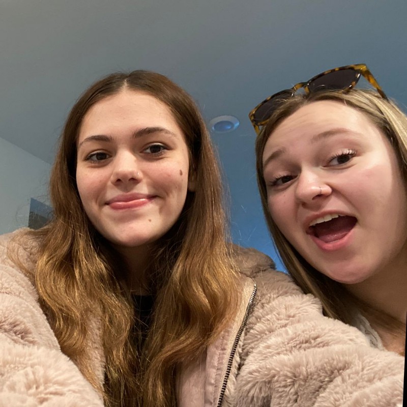 allie (@allieeewalker) | Snapchat Stories, Spotlight & Lenses