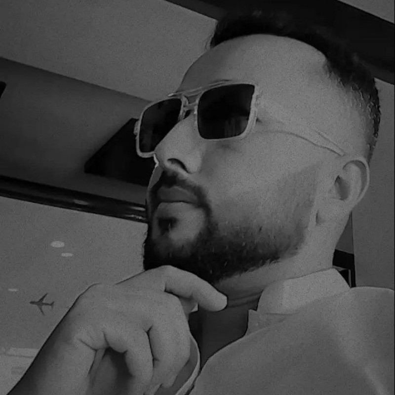 Alone Boy (@aloneboy_6359) | Snapchat Stories, Spotlight & Lenses