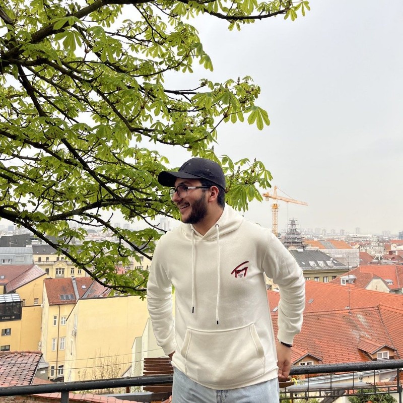 Aly El-Sayyad :| (@alyelsayyad) | Snapchat Stories, Spotlight & Lenses