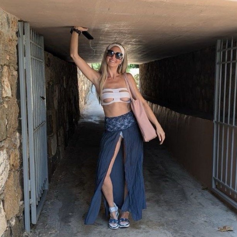 Alyse Schroeder (@alyseadventure) | Snapchat Stories, Spotlight & Lenses