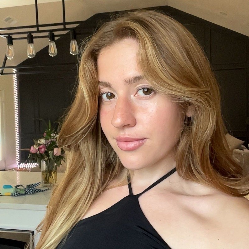 Amber D’Marie (@amber.dmarie) | Snapchat Stories, Spotlight & Lenses