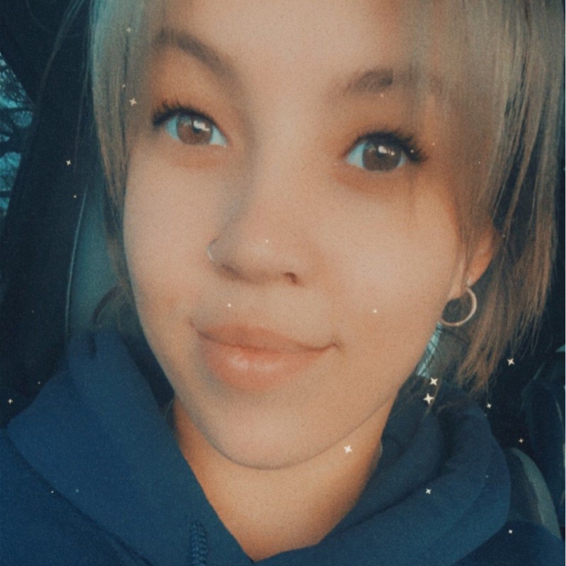 Amber (@amberrmadsen) | Snapchat Stories, Spotlight & Lenses