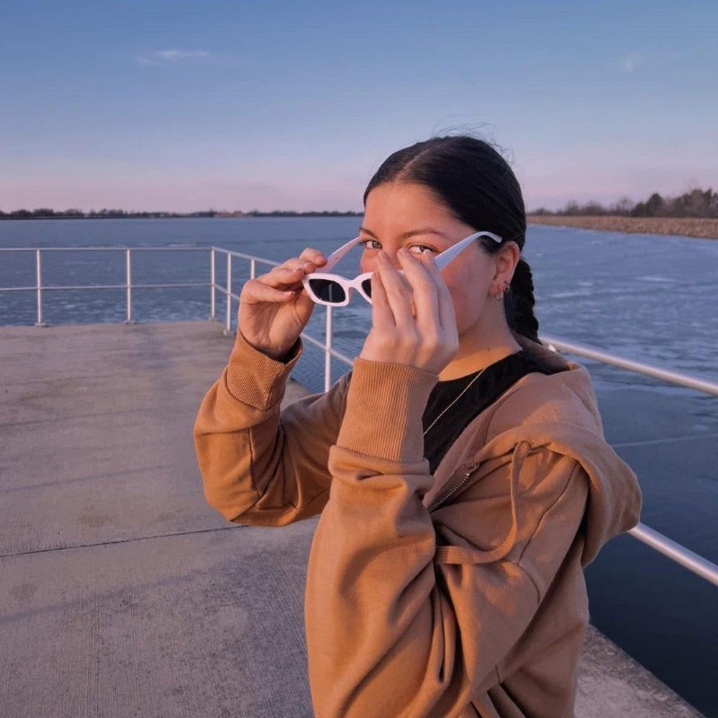 Amber (@amberrunyon114) | Snapchat Stories, Spotlight & Lenses