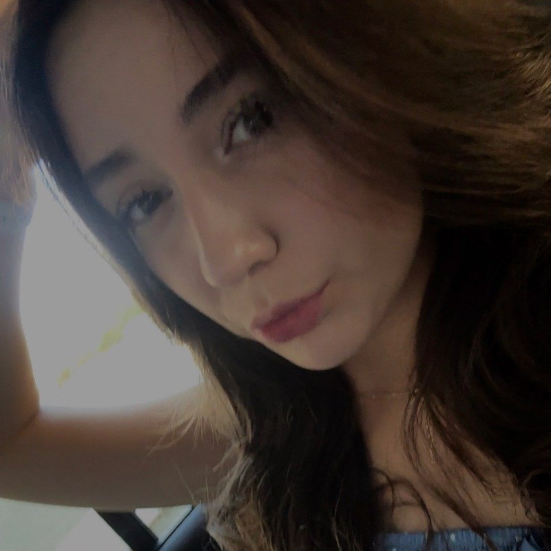 ambry 🤍 (@ambry.c44) | Snapchat Stories, Spotlight & Lenses