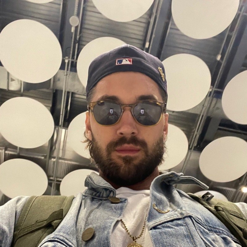 Jeff Wittek (@americanjeff) | Snapchat Stories, Spotlight & Lenses