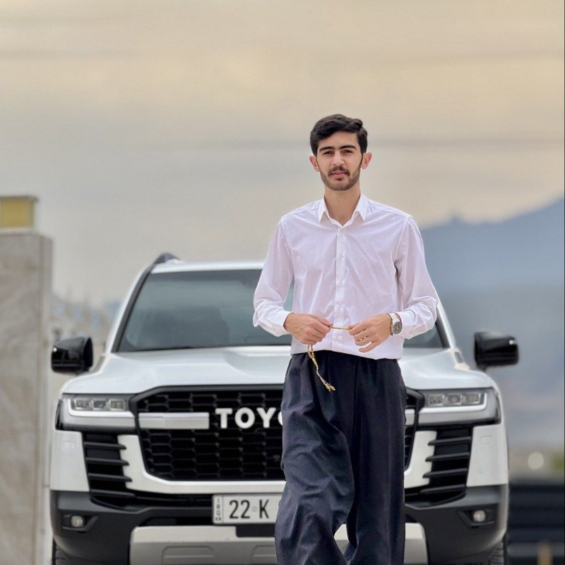 Amin Araz(@aminar78) | เรื่องราว Snapchat ตลอดจน Spotlight และเลนส์