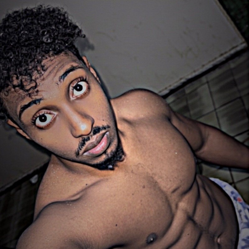 Àmkà Othman 🇸🇴 ️ (@amka-othman) | Snapchat Stories, Spotlight & Lenses