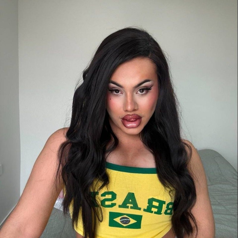 AMY JOHNSON (@amy_j259365) | Snapchat Stories, Spotlight & Lenses