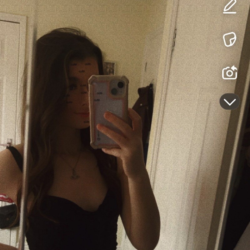 Amy 💖 Amy Robinson04 Snapchat Stories Spotlight And Lenses