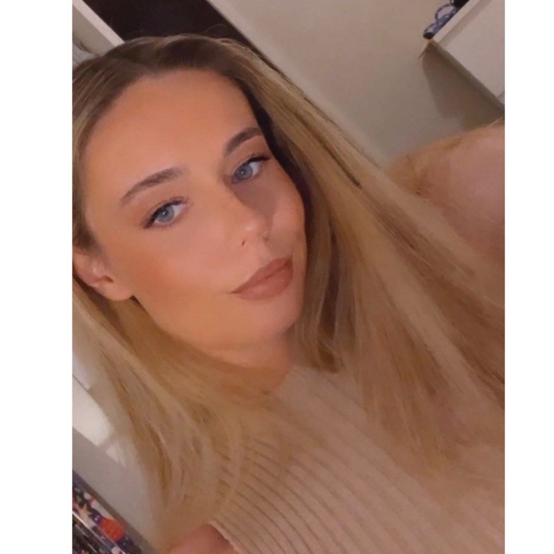 Amy x (@amysullivanxo) | Snapchat Stories, Spotlight & Lenses