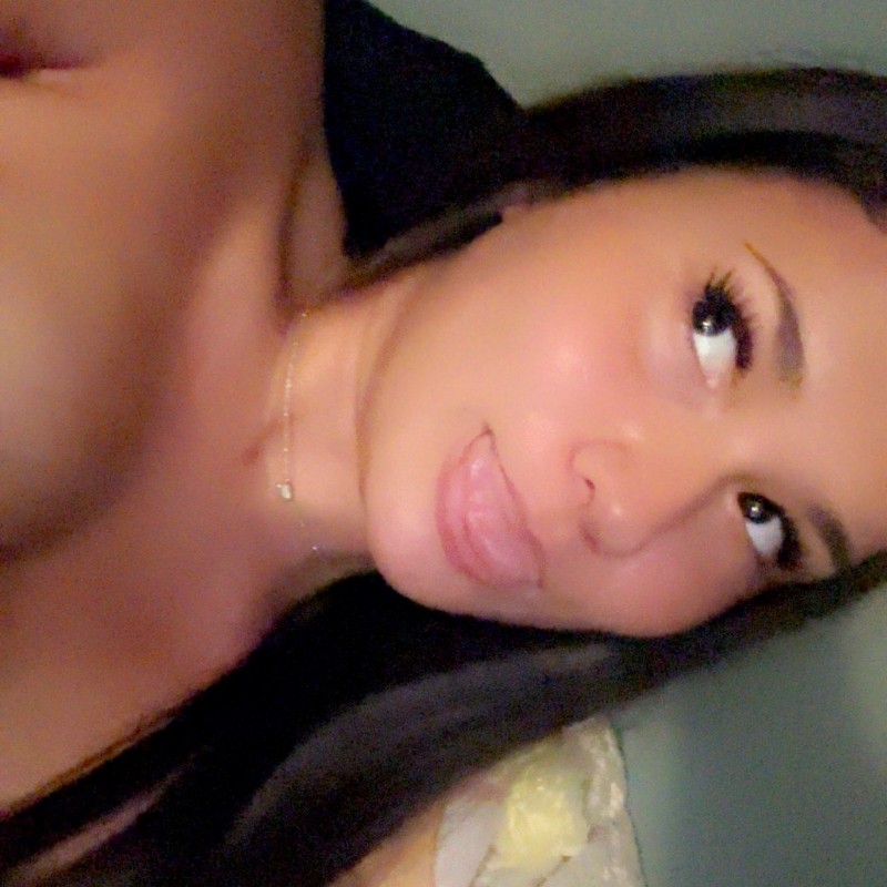 Ana Pacheco 💌 (@anahipacheco17) | Snapchat Stories, Spotlight & Lenses