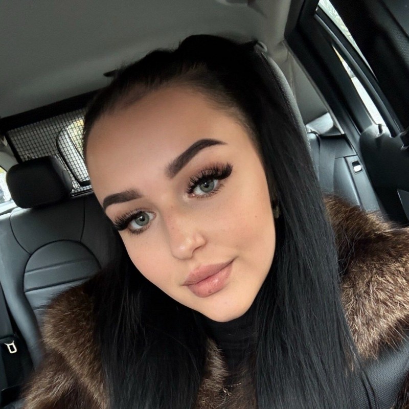 Anastasia (@anastasia-ink) | Snapchat Stories, Spotlight & Lenses