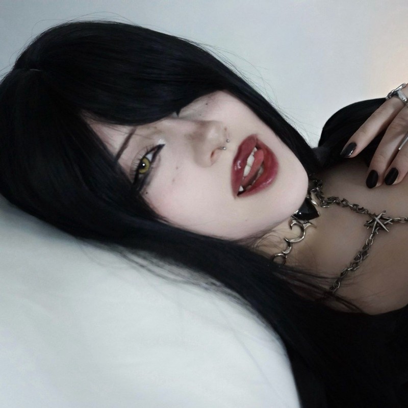 andakitty ♡ (@andasrose) | Snapchat Stories, Spotlight & Lenses