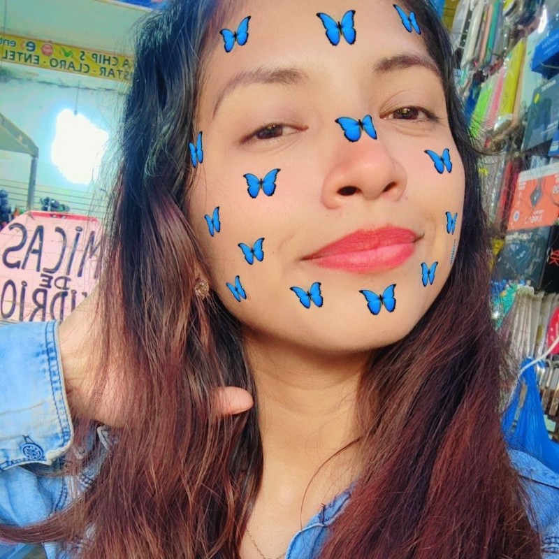 Andrea Farroñan (@andrea_farronan) | Snapchat Stories, Spotlight & Lenses