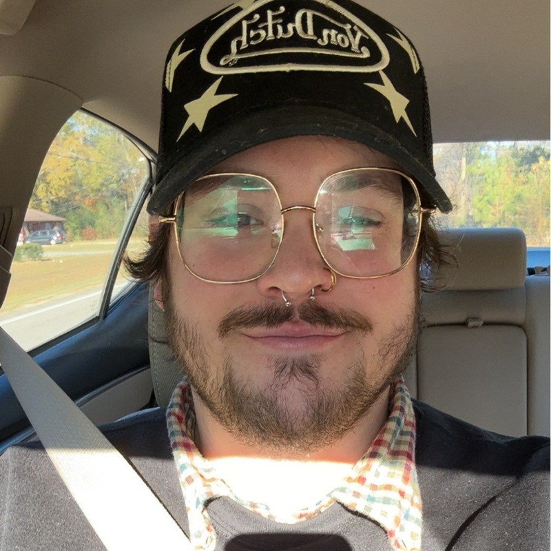 Andrew Holland (@andrewmccade) | Snapchat Stories, Spotlight & Lenses