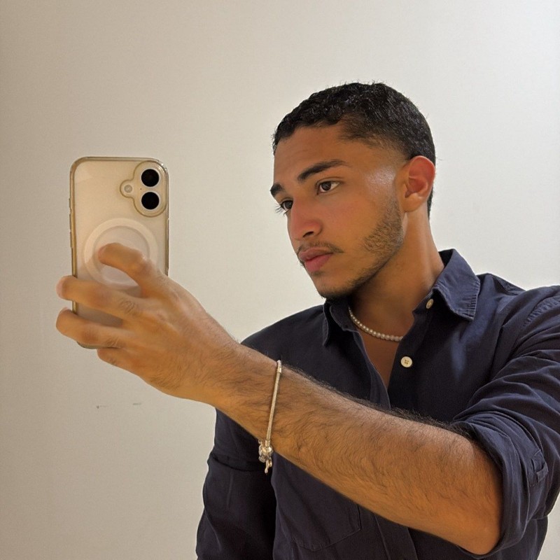 Andrews Lopez (@andrews_lopez) | Snapchat Stories, Spotlight & Lenses