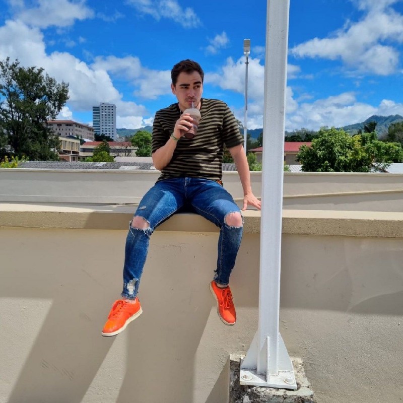 Andrés (@andy_almendares) | Snapchat Stories, Spotlight & Lenses