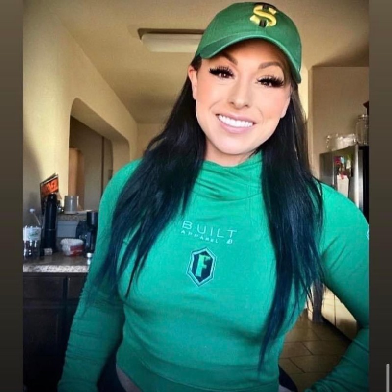 Angel Starr (@angelstarrs) | Snapchat Stories, Spotlight & Lenses