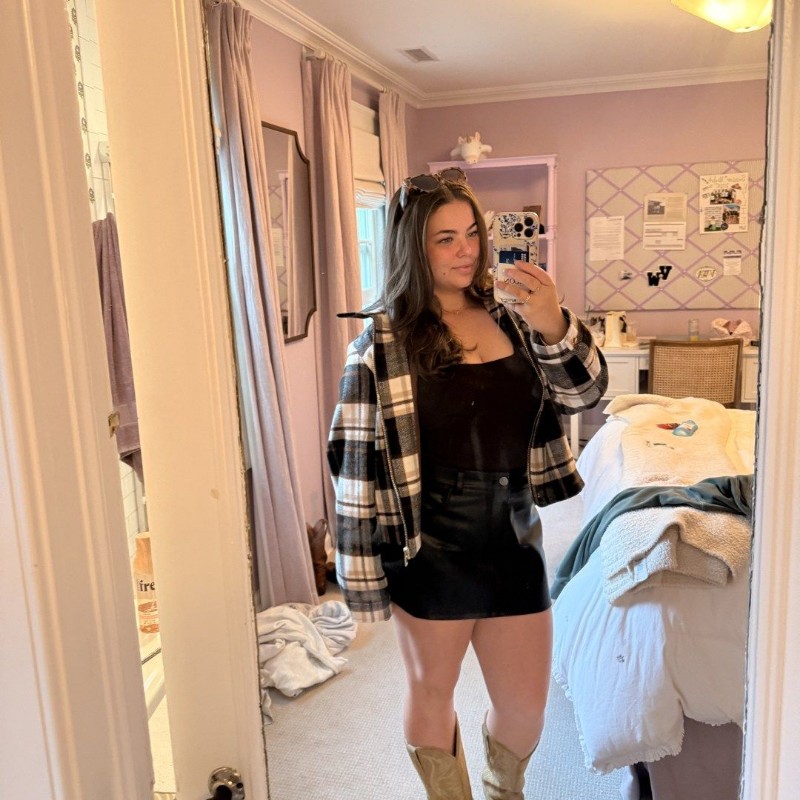 Angie Price (@angieboo_2452) | Snapchat Stories, Spotlight & Lenses