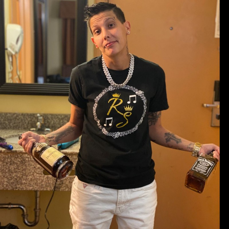 Lil Bambinooooo (@angoshell) | Snapchat Stories, Spotlight & Lenses