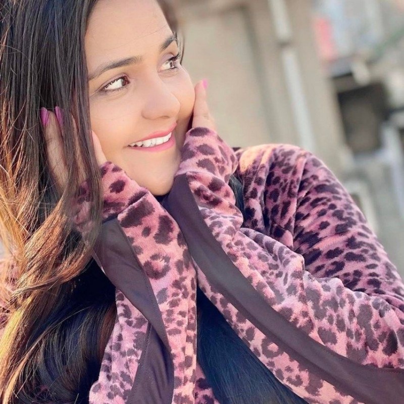 Anika Jain (@anika_jain21472) | Snapchat Stories, Spotlight & Lenses