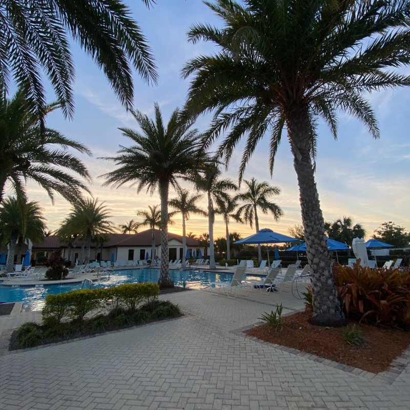 anna (@annarichards10) | Snapchat Stories, Spotlight & Lenses