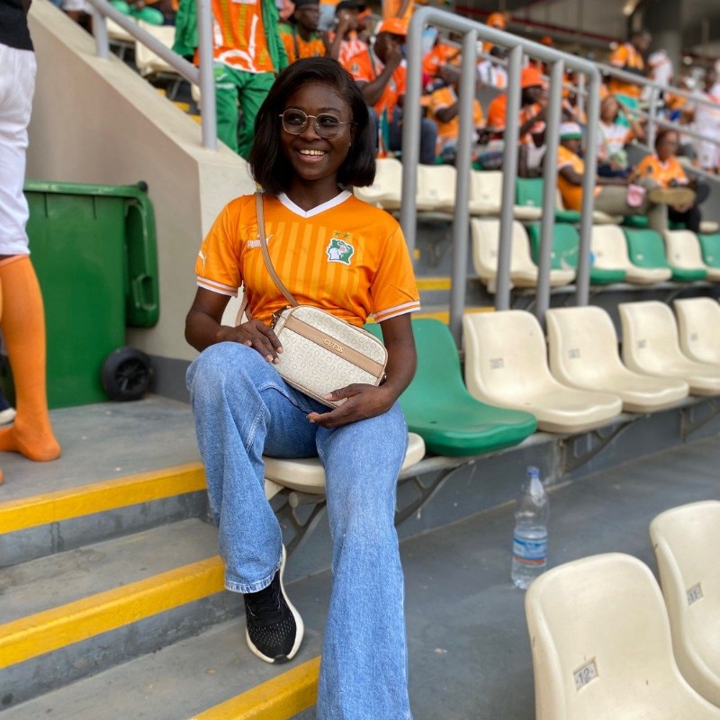 Anne☺️ (@annesilue25) | Snapchat Stories, Spotlight & Lenses