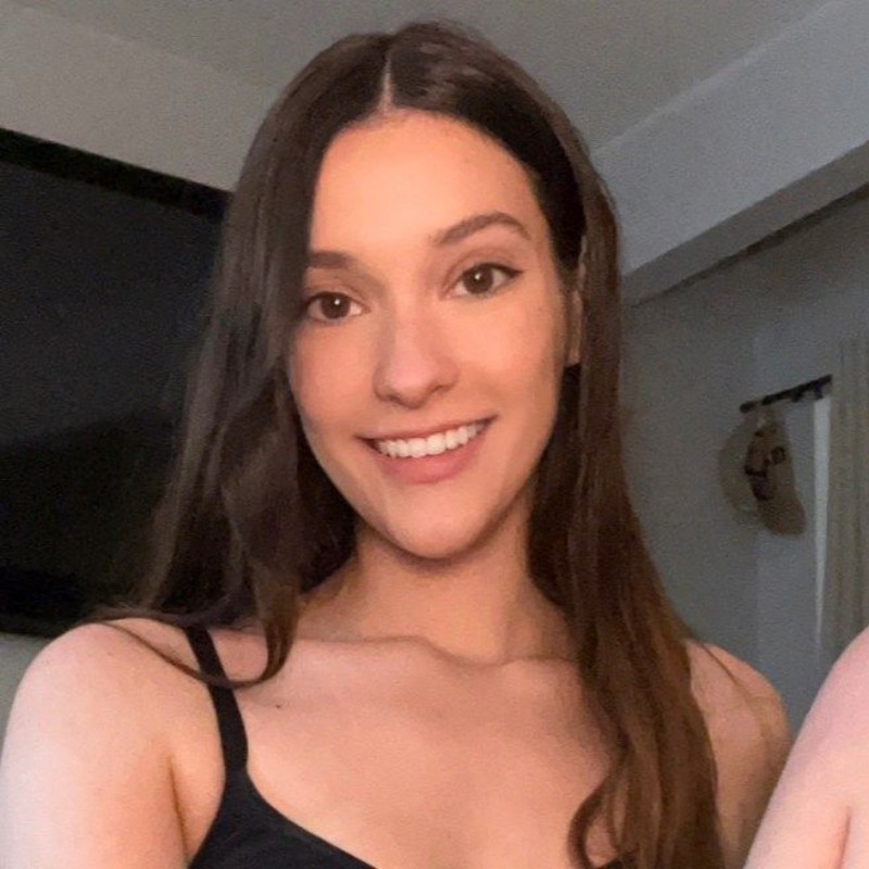 April Mae (@aprimaeexo) | Snapchat Stories, Spotlight & Lenses