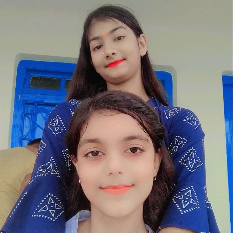 The Glitter Girl😊😊 (@archu215043) | Snapchat Stories, Spotlight & Lenses