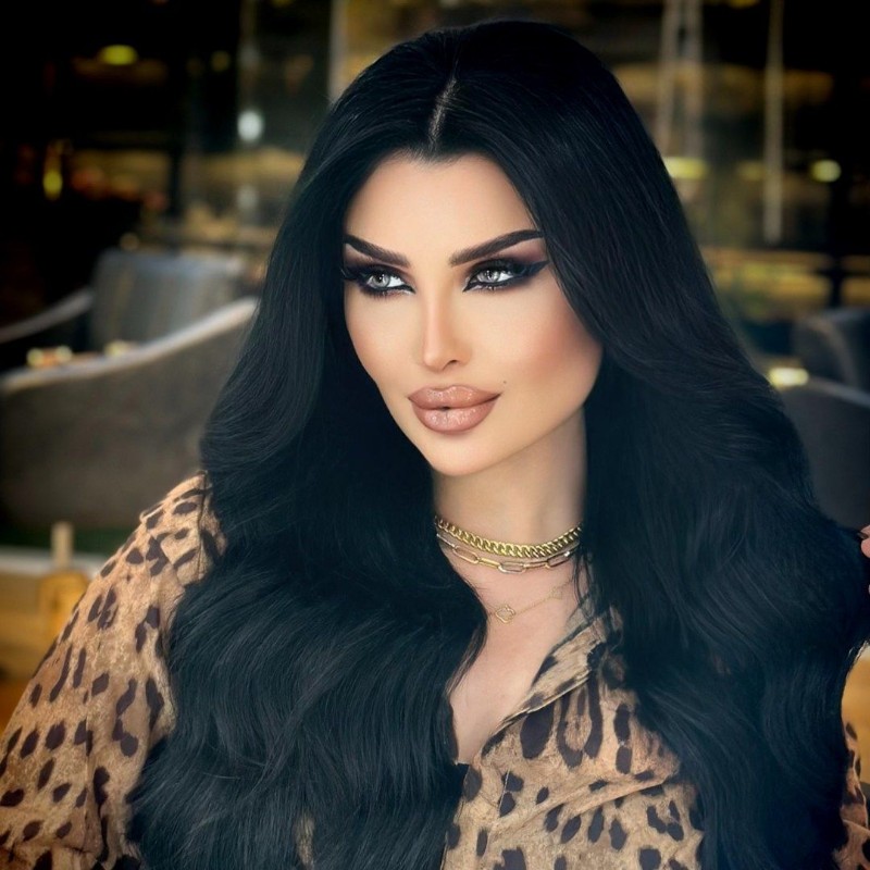 Areej🍒 👑 (@areej.sawah) | Snapchat Stories, Spotlight & Lenses